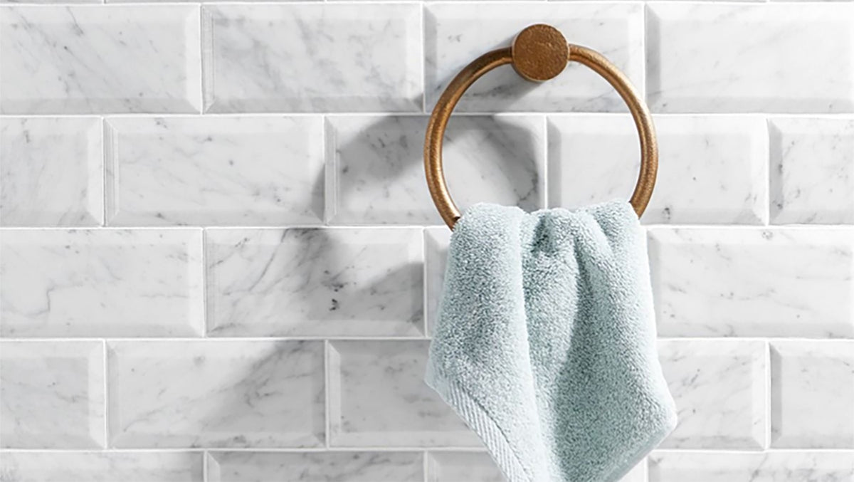 Subway Tile Shower Design Ideas for an Eye-Catching Bathroom – Direct ...